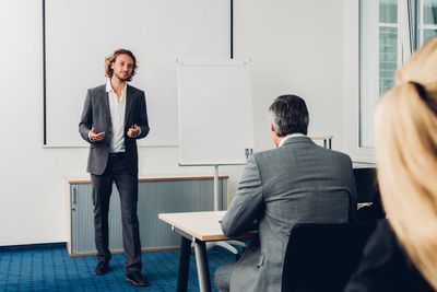 Captivating Your Audience: How to Start a Presentation